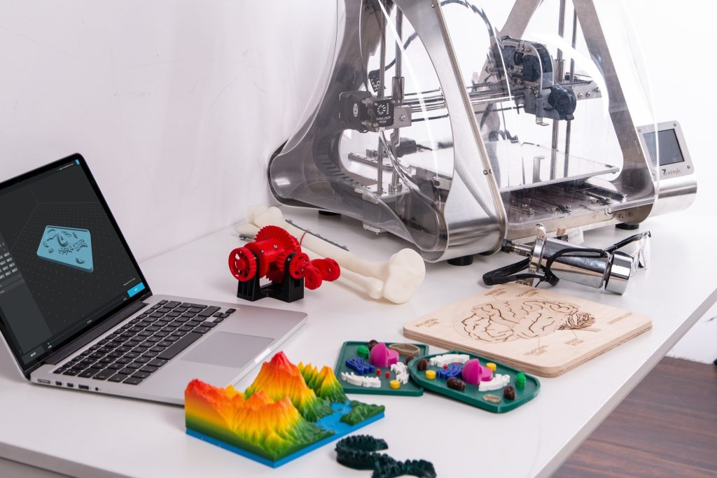 Pros and Cons of Using Wood Filament in 3D Printers - Revolutionized